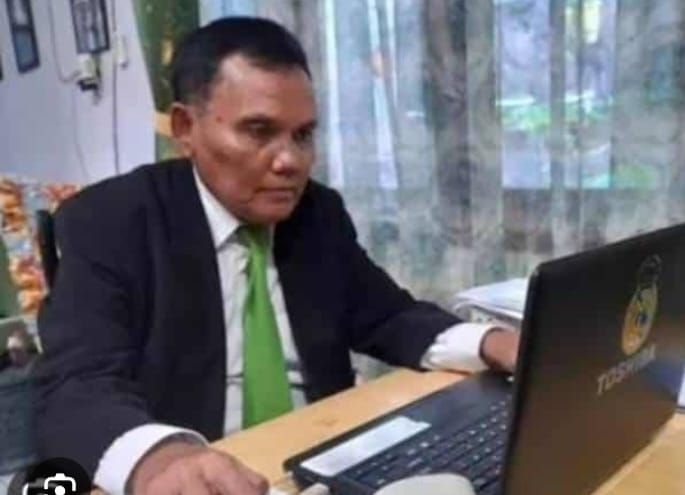 Melihat Proses Kreatif Menulis Penyair Pulo Lasman Simanjuntak Dalam ...